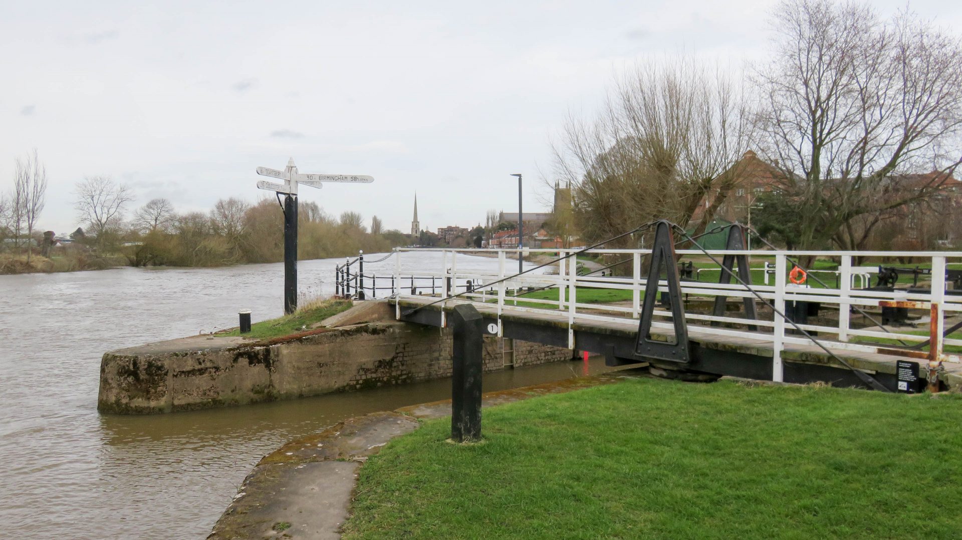 Level Access – Waterway Routes