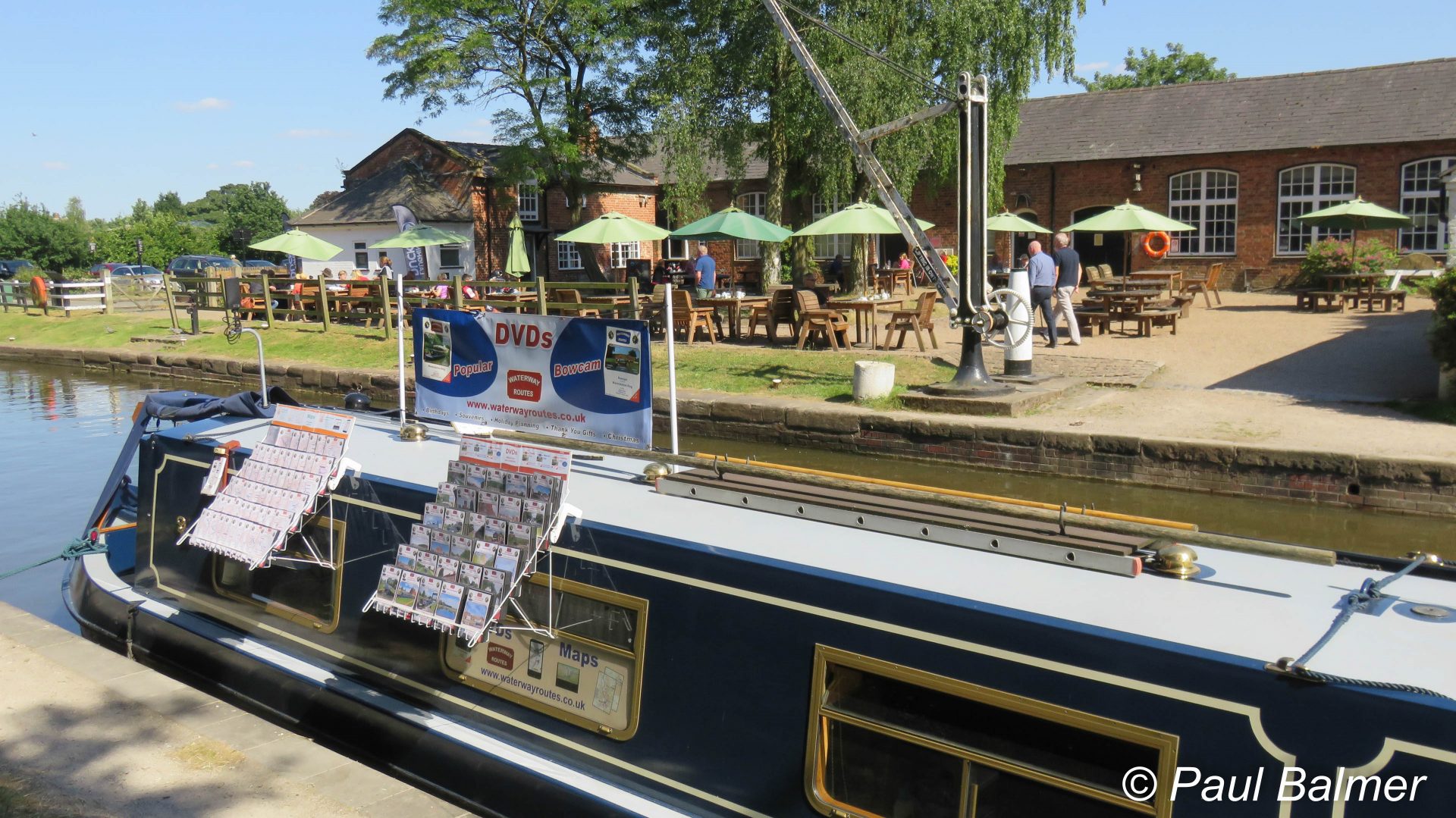 Trading at Fradley Junction - Waterway Routes