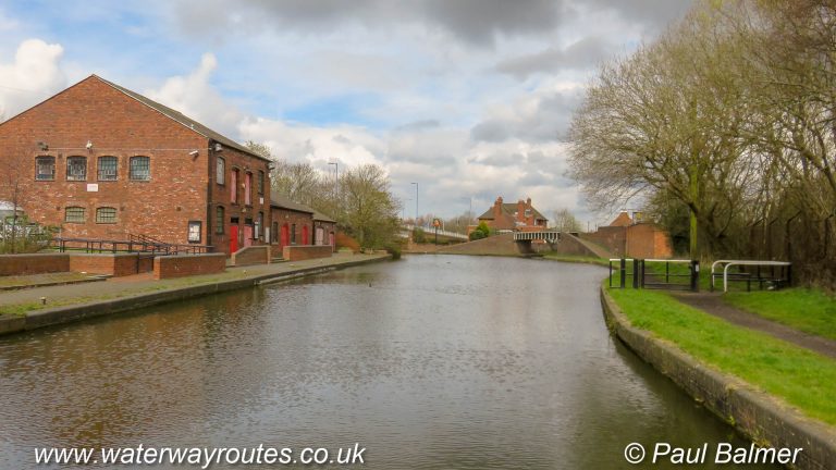 Virtual Cruise along the Old Main Line of the Birmingham Canal ...