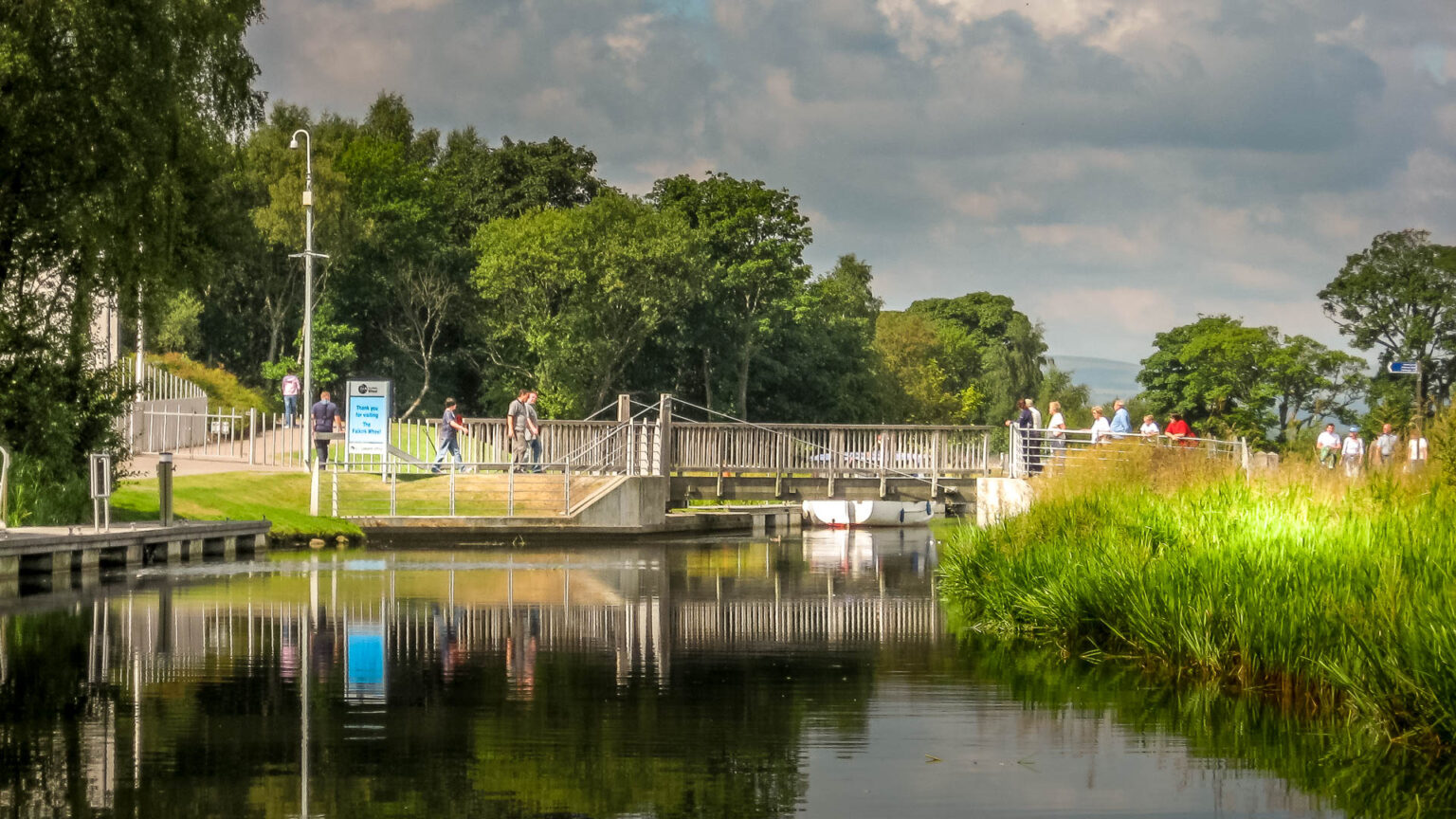 Falkirk Swing Footbridge - Waterway Routes